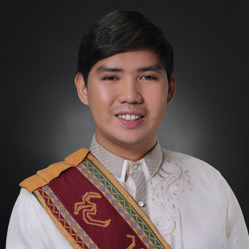 Maybay emerges as top student of Class 2024