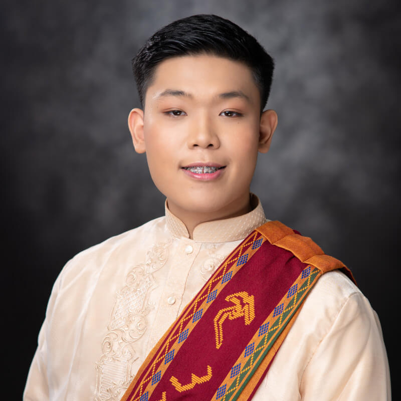 Sison earns spot as top CFOS graduate