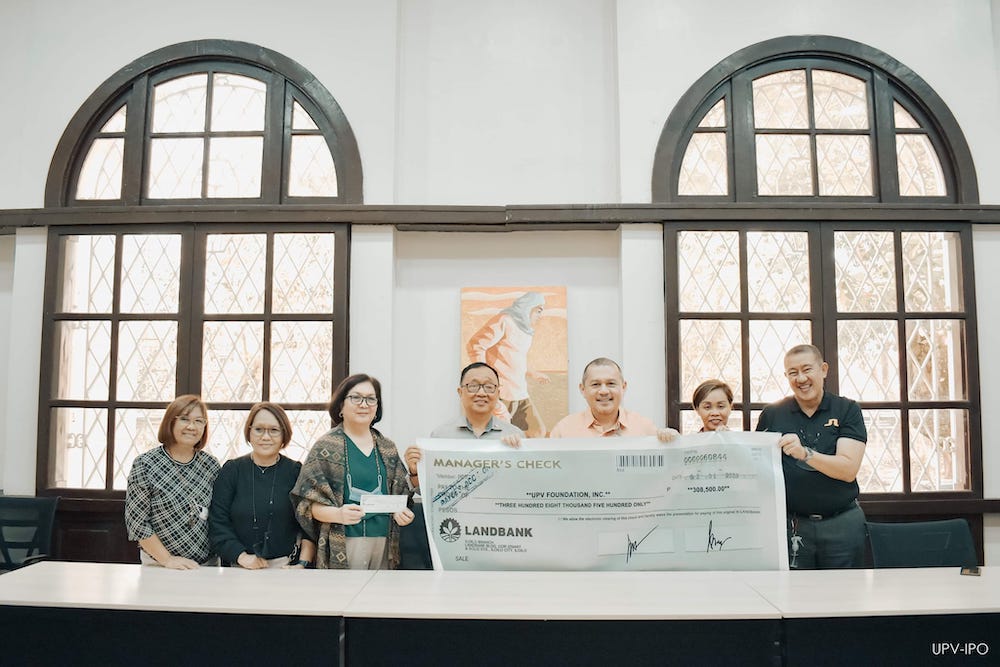 UPHSI Batch ’76 signs MOA for Adopt-A-Room Project