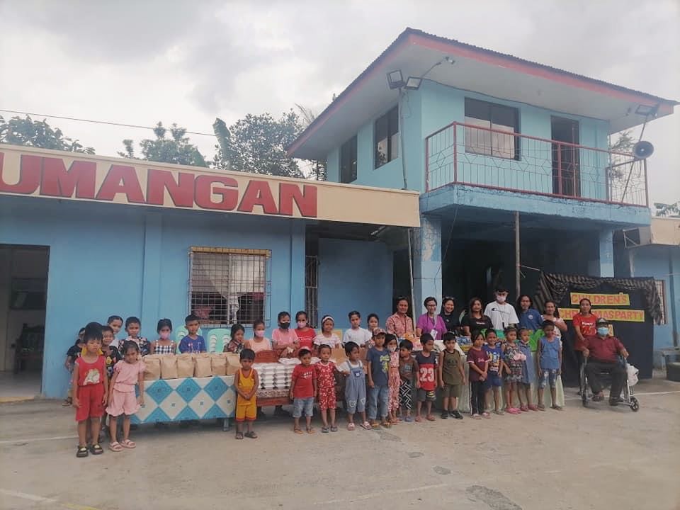 UPV shares Christmas celebration with kids in Lumangan and Malagyan ...